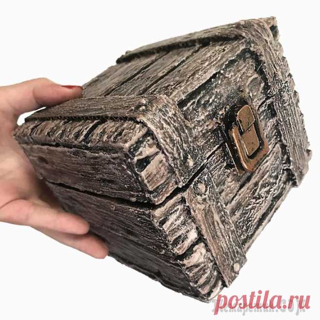 DIY Сундучок из картона | Сундук с замком Скотчем скрепила картонки меж ...