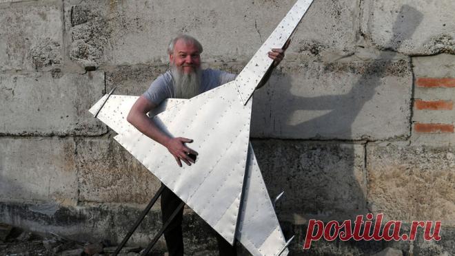 Суд в Красноярске отправил под домашний арест художника Слонова Октя Новости Постила